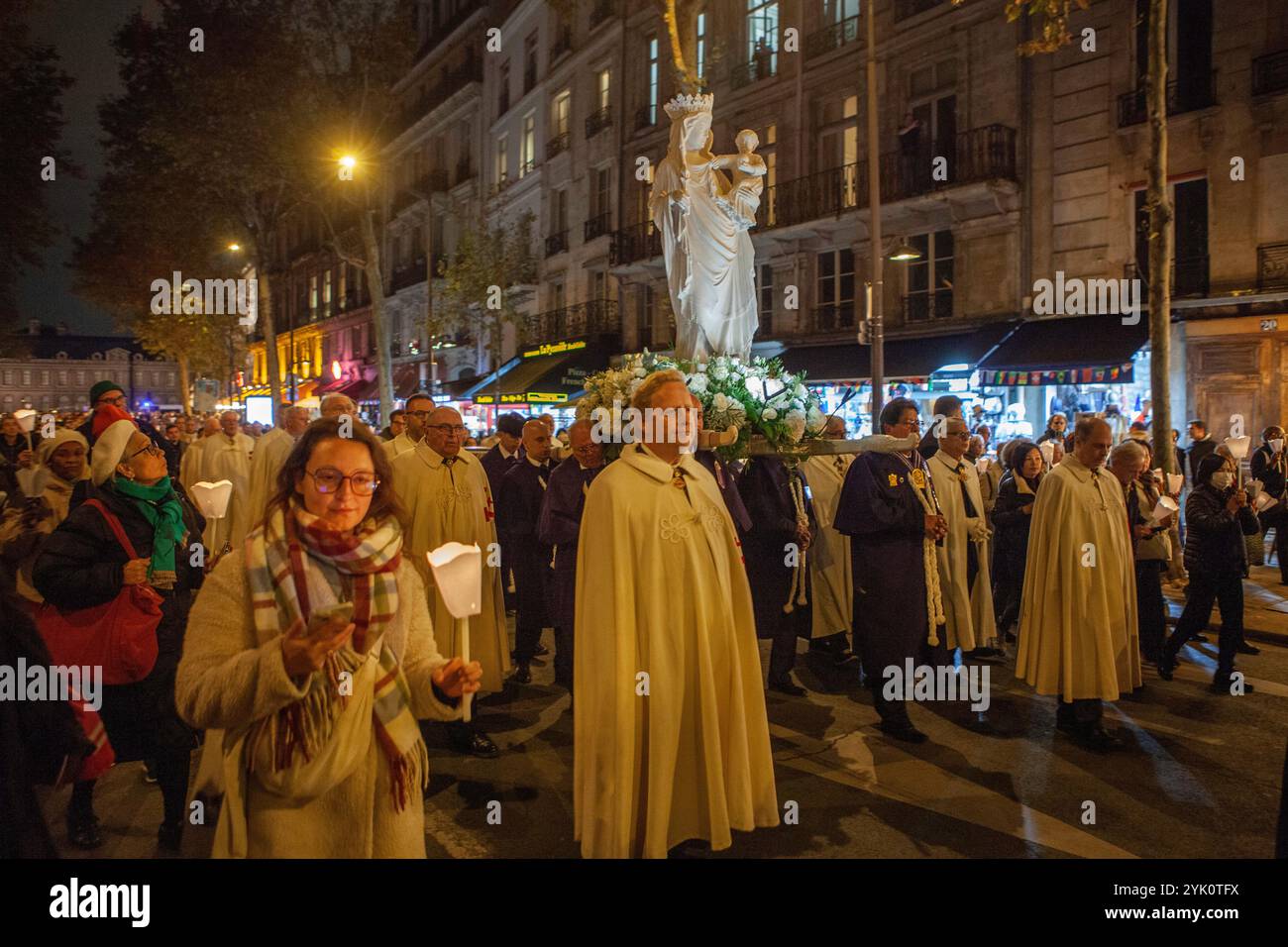 The procession of the statue of the Virgin Mary Stock Photo - Alamy