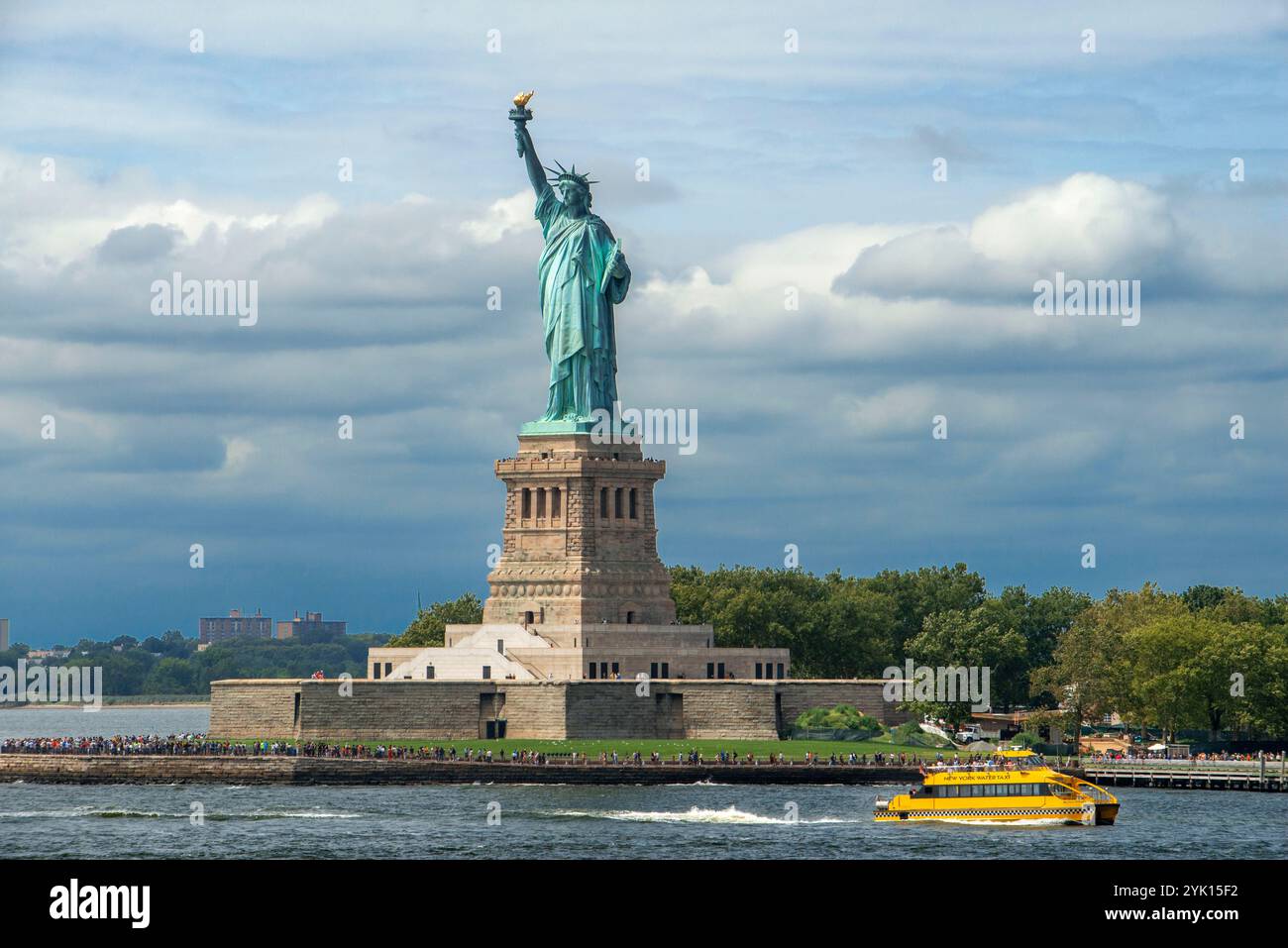 Statue of liberty, New York, USA The Statue of Liberty (Liberty ...