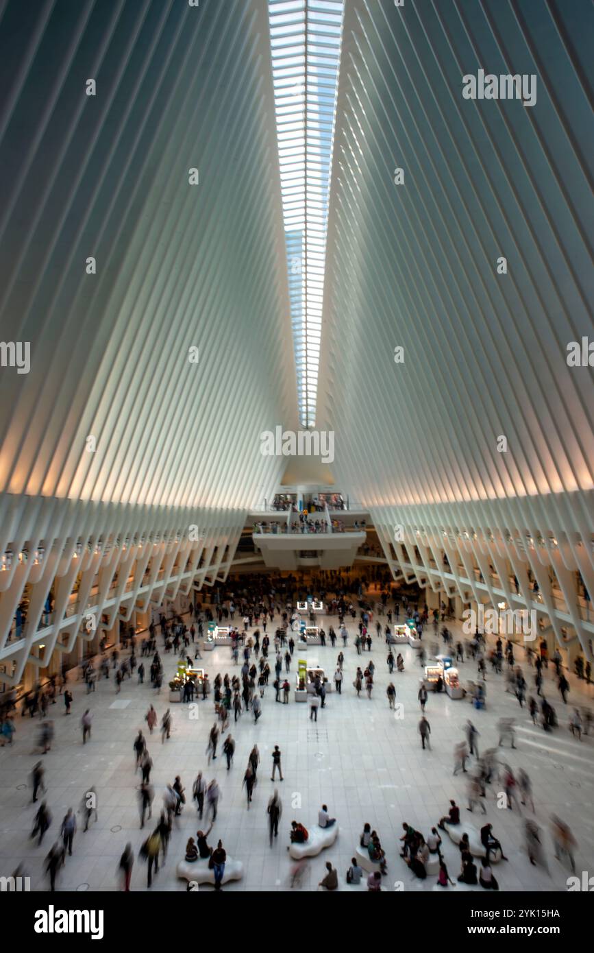 Inside Oculus, the transportation hub by architect Santiago Calatrava ...