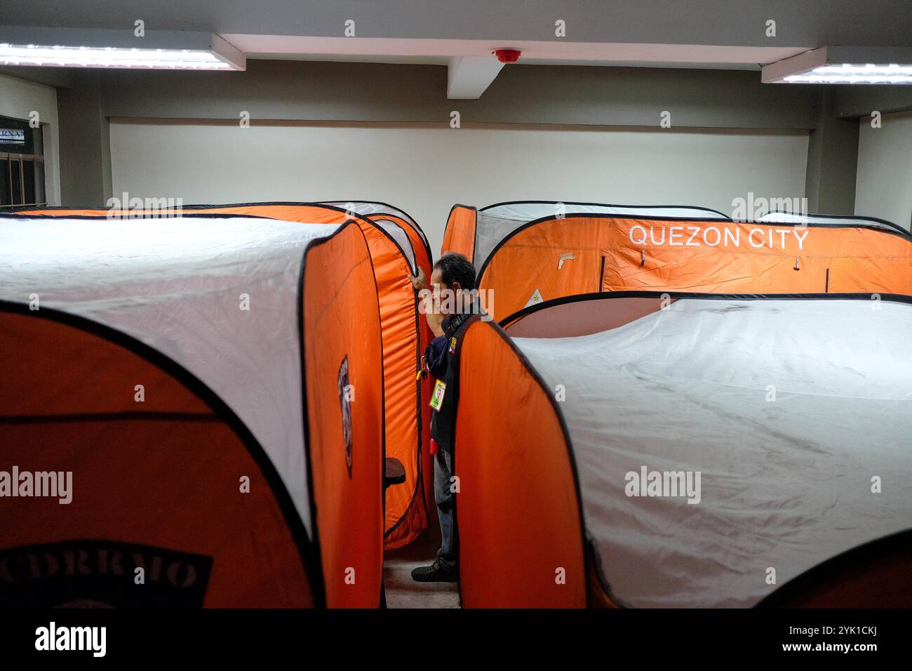 Village personnel from Barangay Apolonio Samson, Quezon City ...
