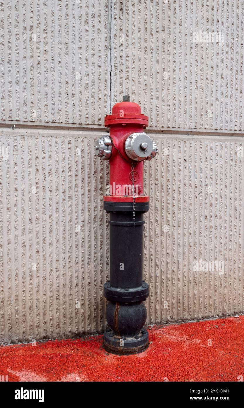 Textured fire hydrant hi-res stock photography and images - Alamy