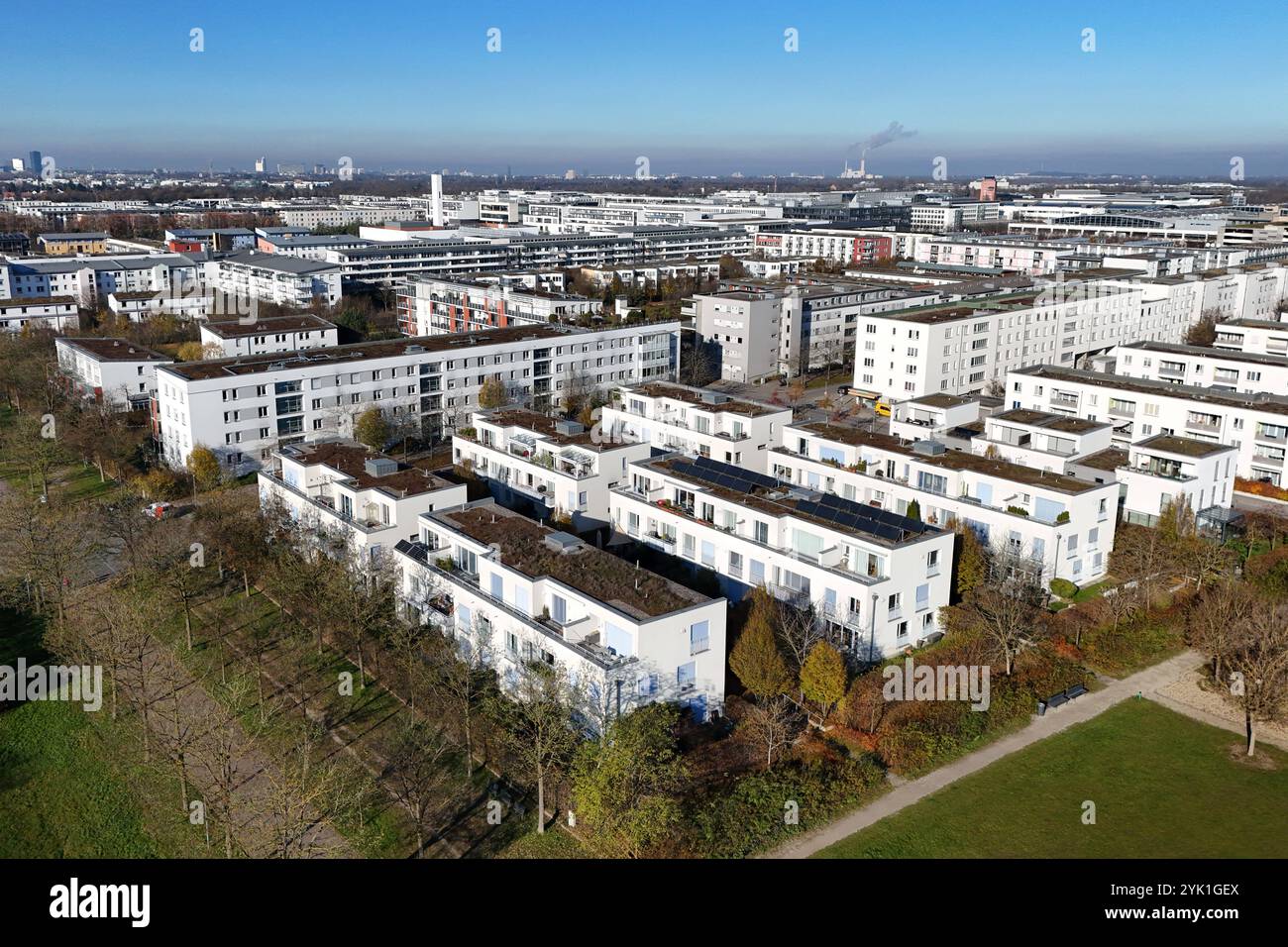 Luftbild Muenchen Stadtteil Messestadt Riem, *** Aerial view Munich ...