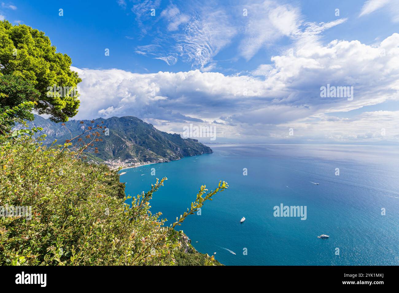 Ship ravello hi-res stock photography and images - Alamy