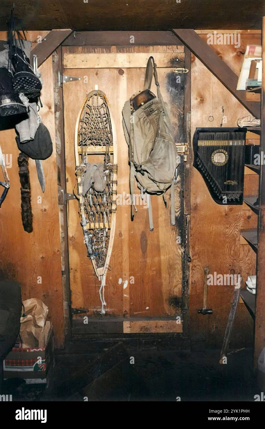 Cabin ted kaczynski unabomber hi-res stock photography and images - Alamy