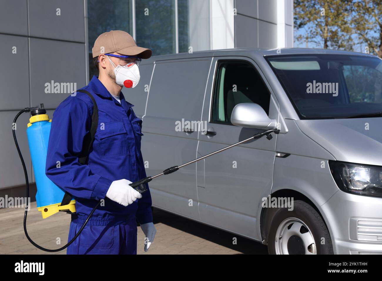 Chemical sprayer tank spray hi-res stock photography and images - Alamy