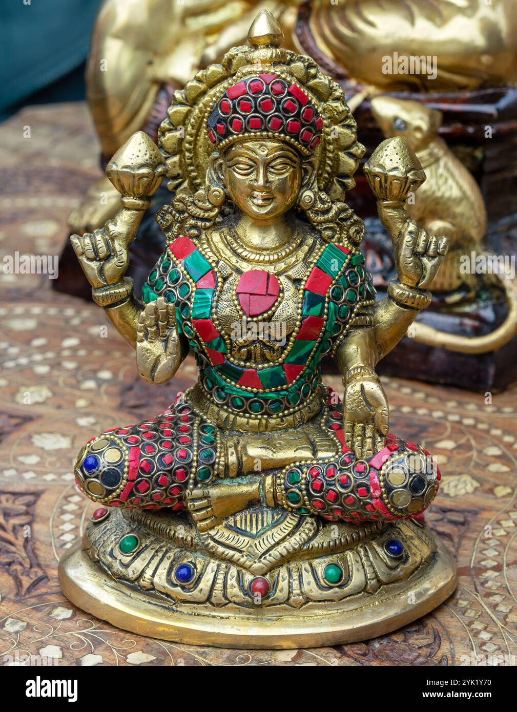 Lakshmi Hindu Goddess, bronze figurine - luck, wealth and prosperity ...