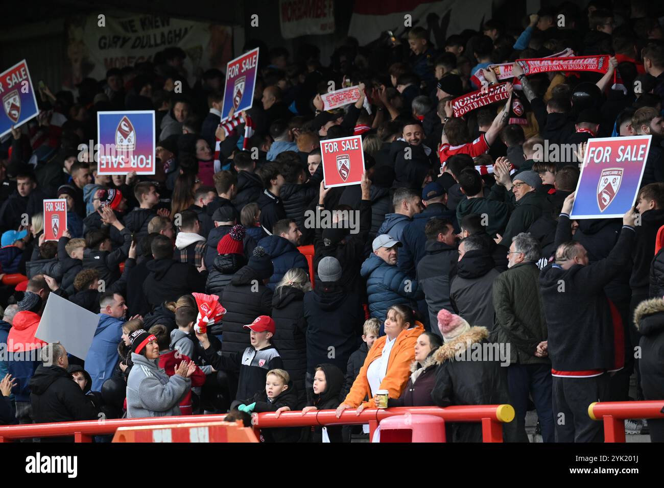 Morecambe fc hi-res stock photography and images - Alamy