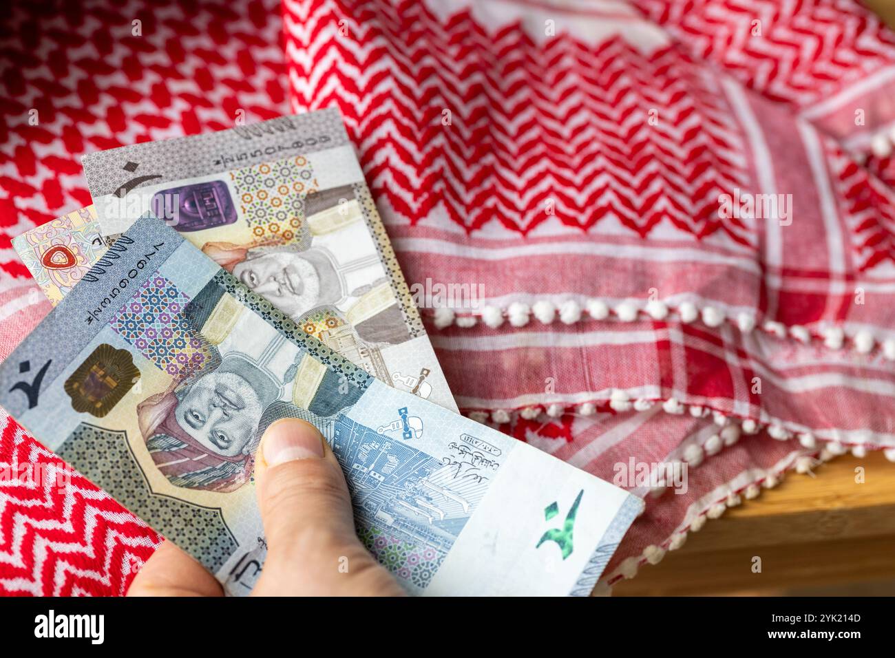 Money bills collection icon hi-res stock photography and images - Alamy