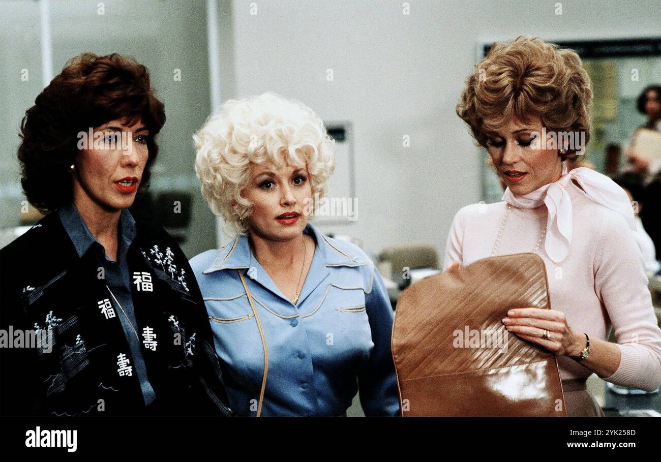 9 TO 5 1980 20th Century Fox film with Jane Fonda, Lily Tomlin and Dolly Parton Stock Photo - Alamy