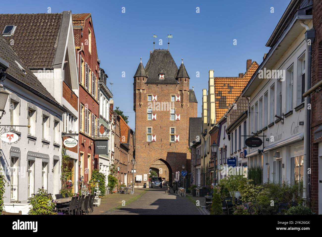 The Inner Klever Gate in Xanten, Lower Rhine, North Rhine-Westphalia ...