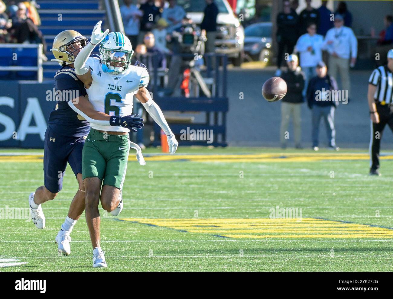 ANNAPOLIS, MD - NOVEMBER 16: Tulane Green Wave wide receiver Shazz ...