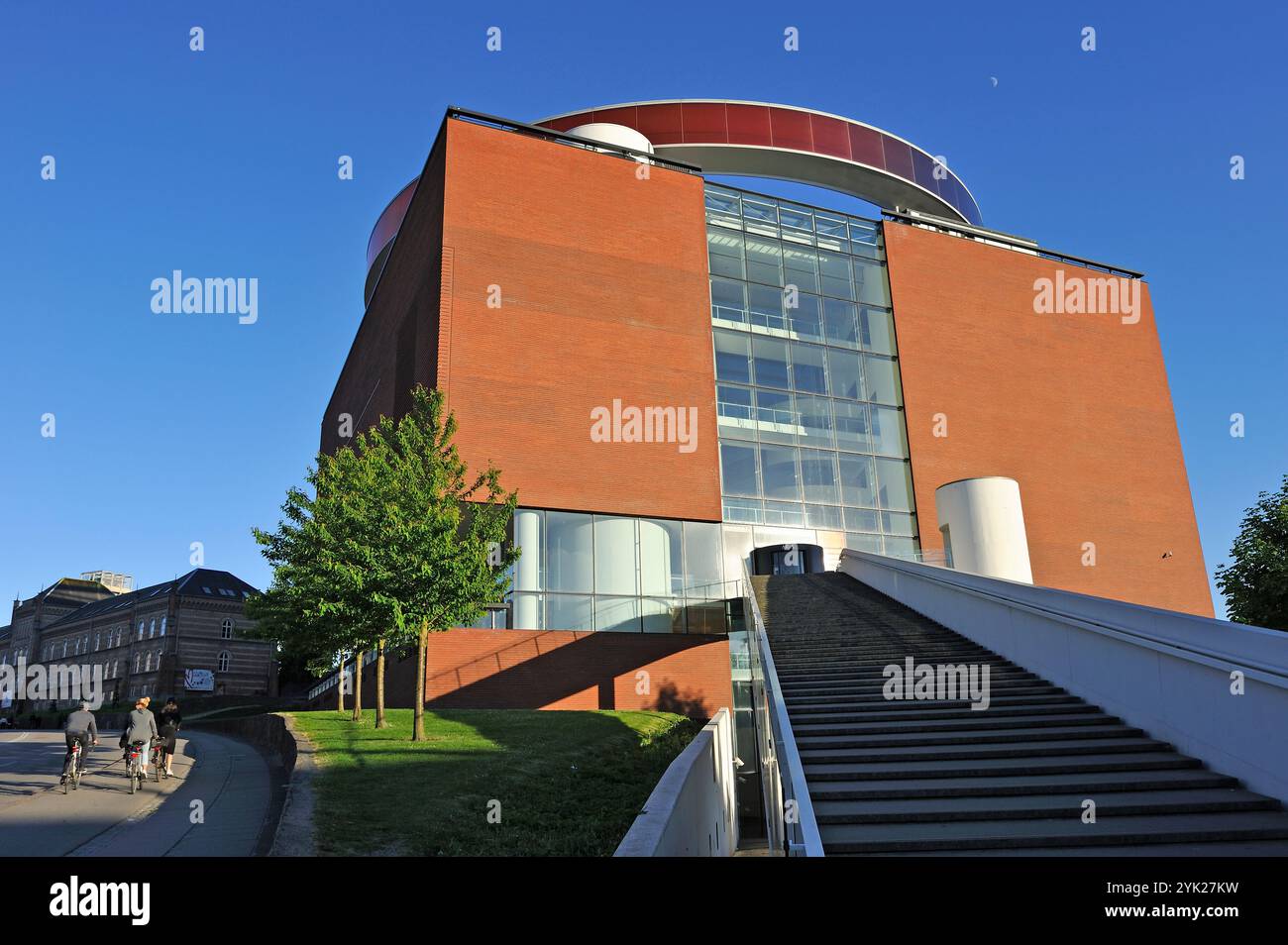 ARoS Aarhus Kunstmuseum (designed by Danish architects Schmidt Hammer ...