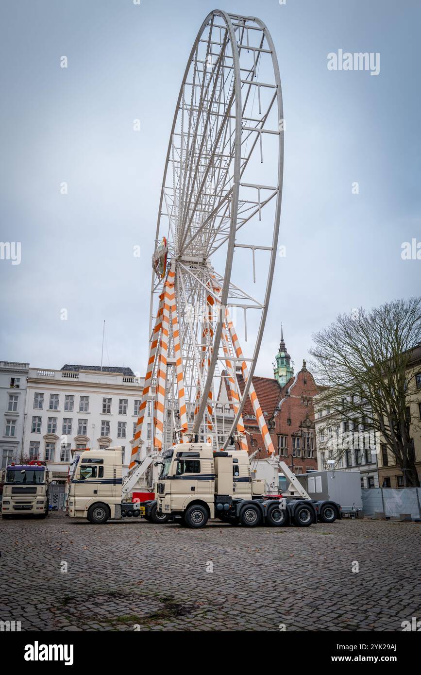 A Ferris wheel is erected on a square Stock Photo - Alamy