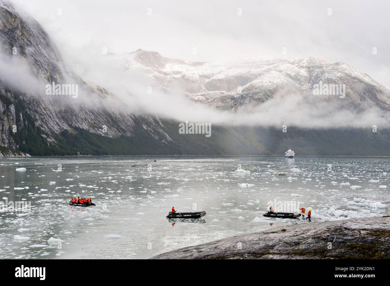 passengers from Stella Australis cruise-ship landing to watch Pia ...