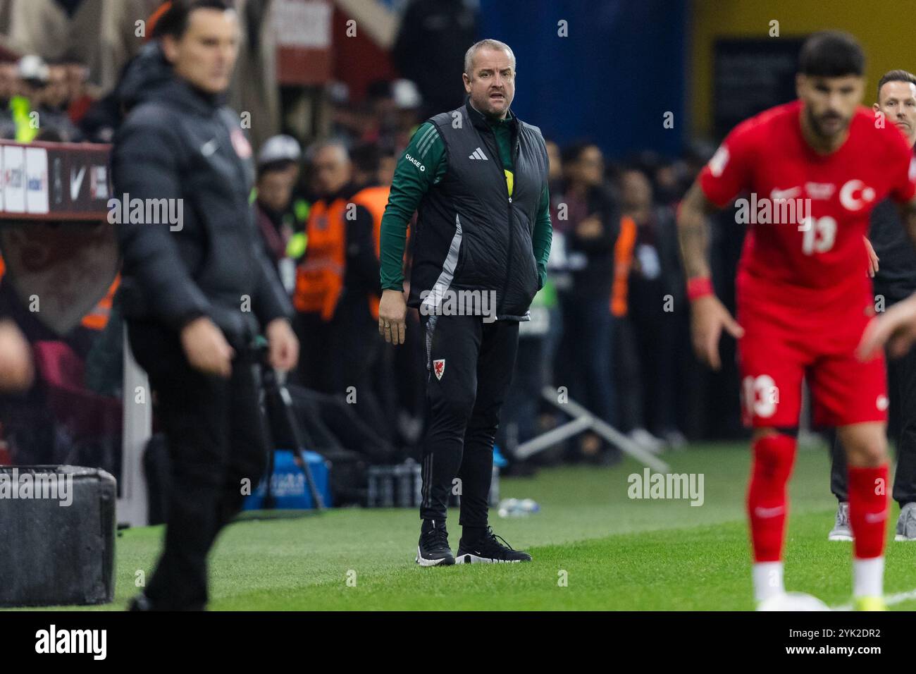 KAYSERI, Turkey. 16th Nov, 2024. Wales' Goalkeeping Coach Martyn ...