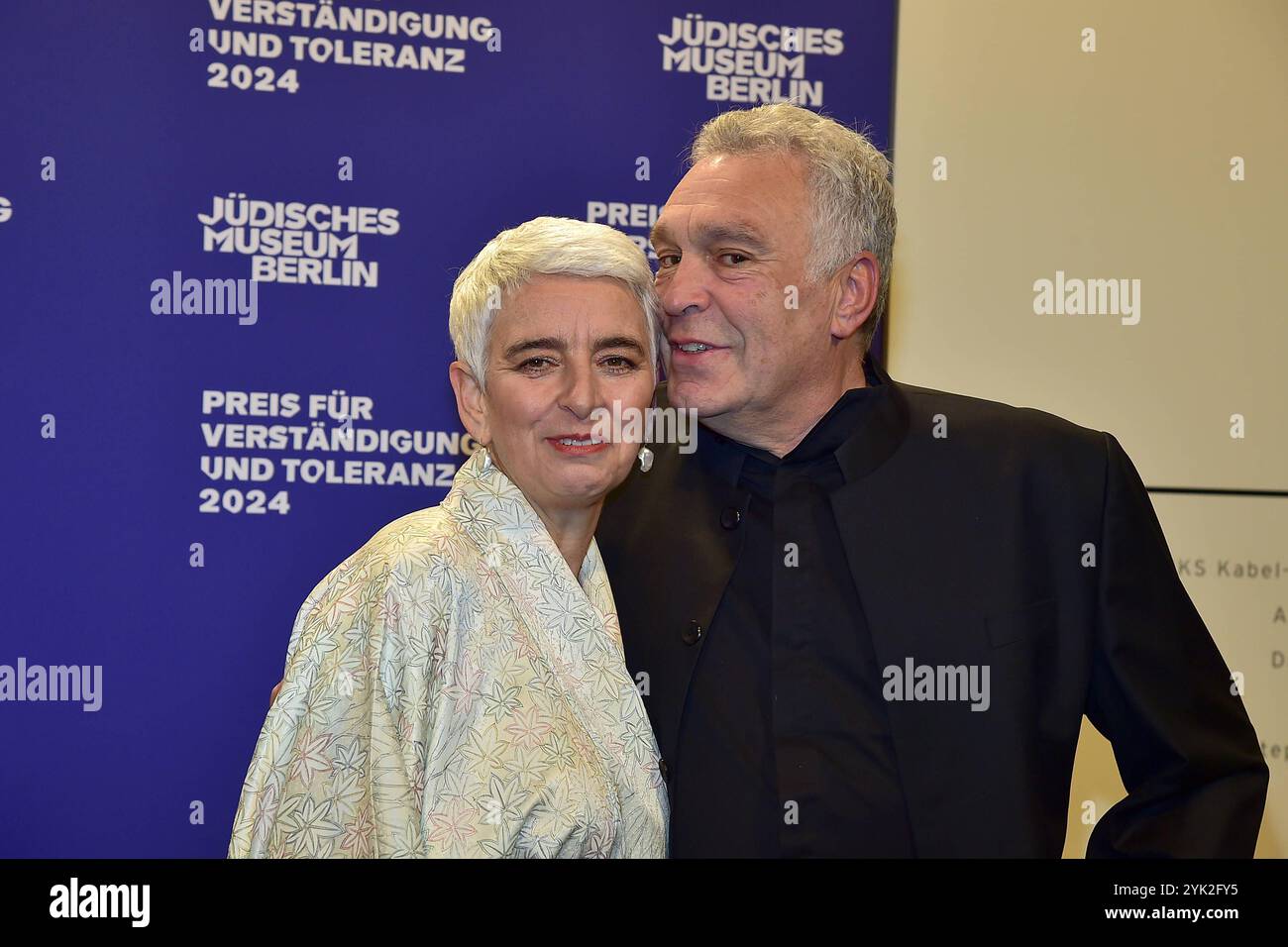 Preisverleihung fuer Verständigung und Toleranz Hetty Berg mit Ehemann Frederic Brenner Ankunft ...