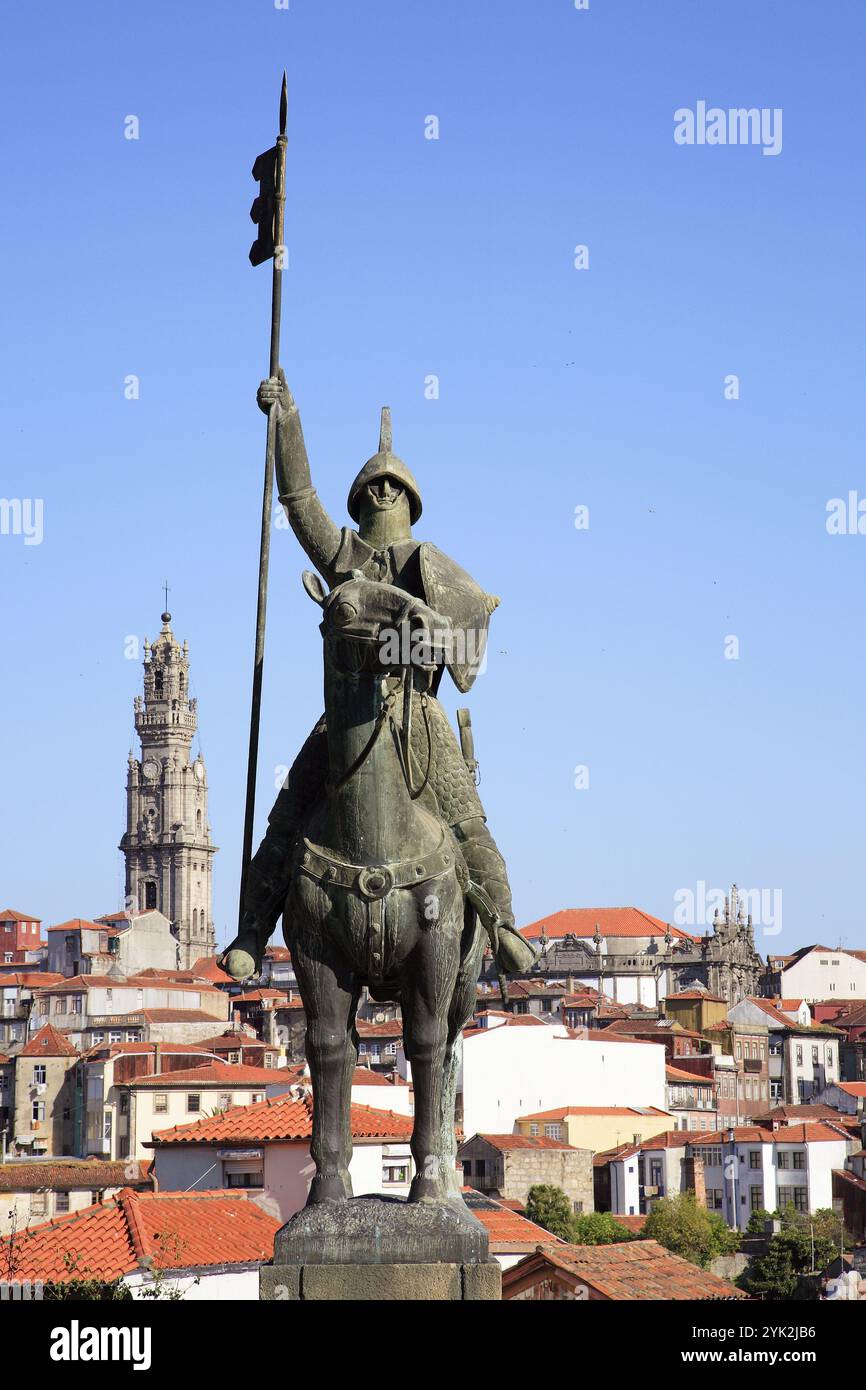 Portugal, Douro, Porto, Vimara Peres statue Stock Photo - Alamy