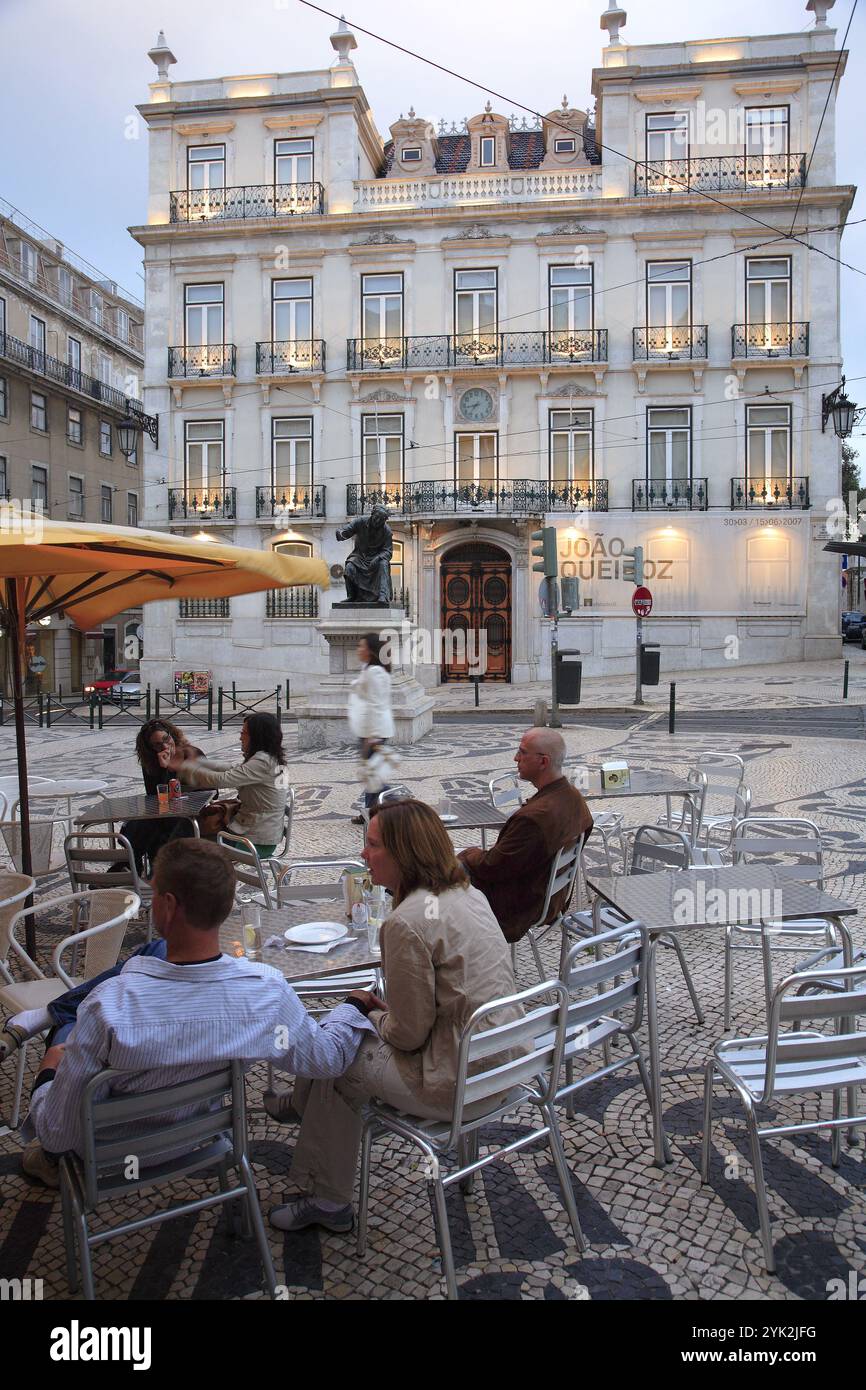 Portugal, Lisbon, Largo do Chiado, street scene cafe people Stock Photo ...