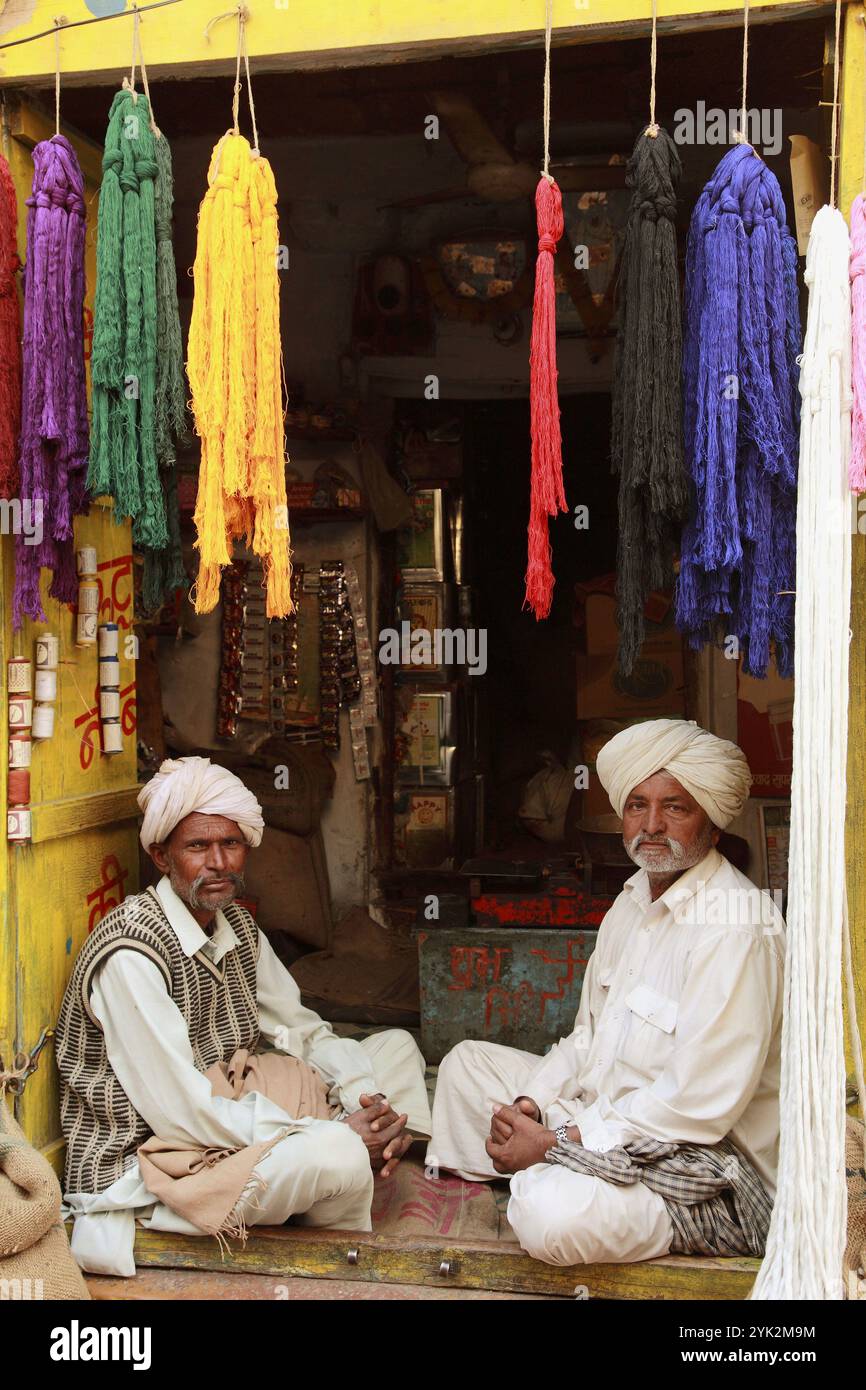 India, Rajasthan, Jaisalmer, shop, merchants Stock Photo - Alamy