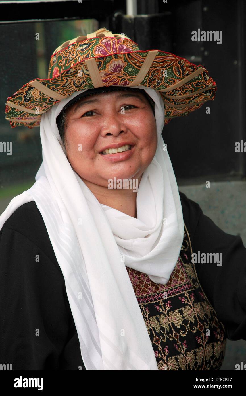 Indonesia, Java, Yogyakarta, woman portrait, people Stock Photo - Alamy