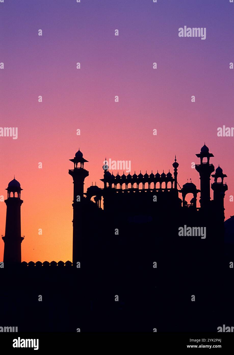 Pakistan silhouette hi-res stock photography and images - Alamy