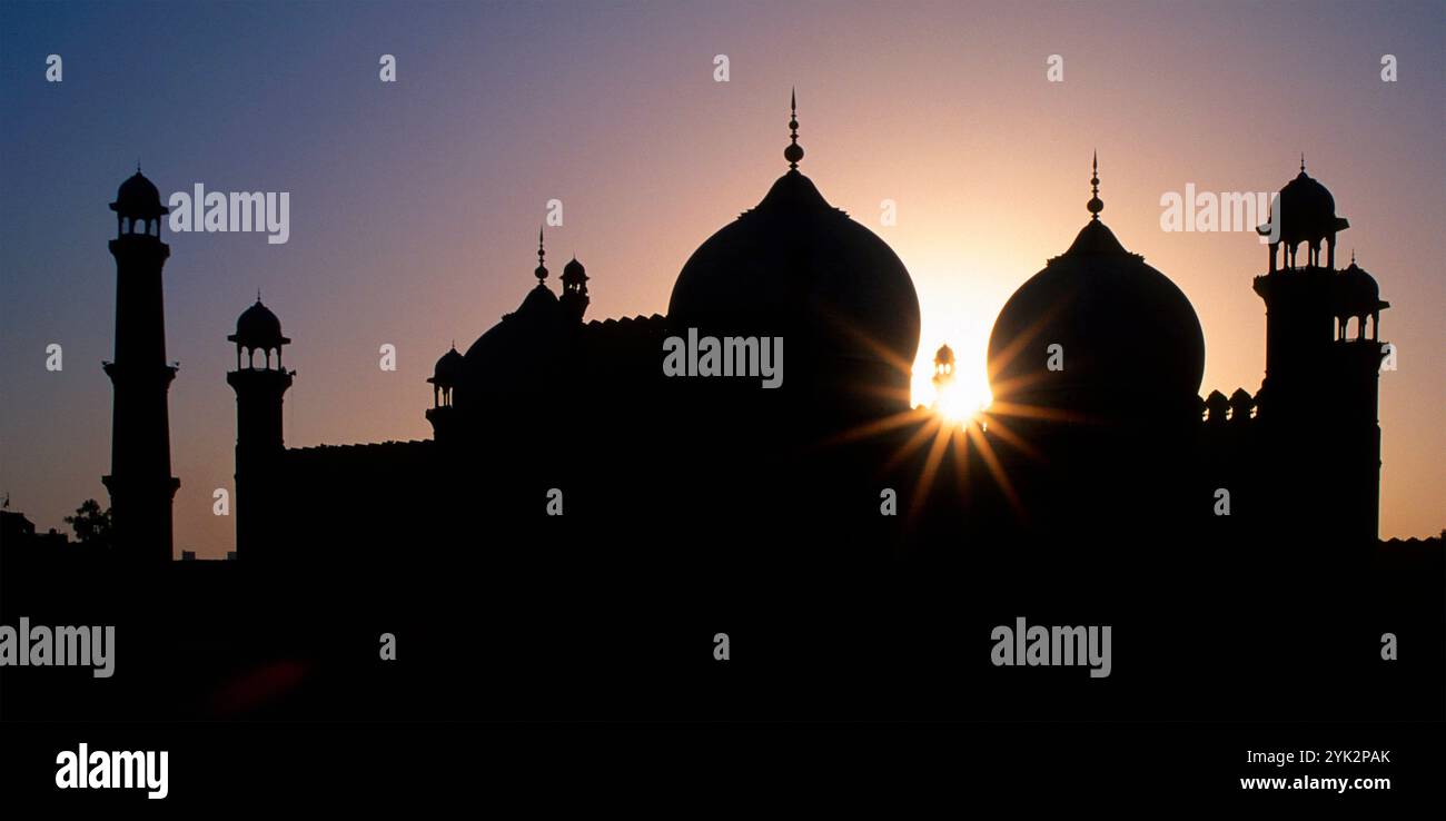 Pakistan silhouette hi-res stock photography and images - Alamy