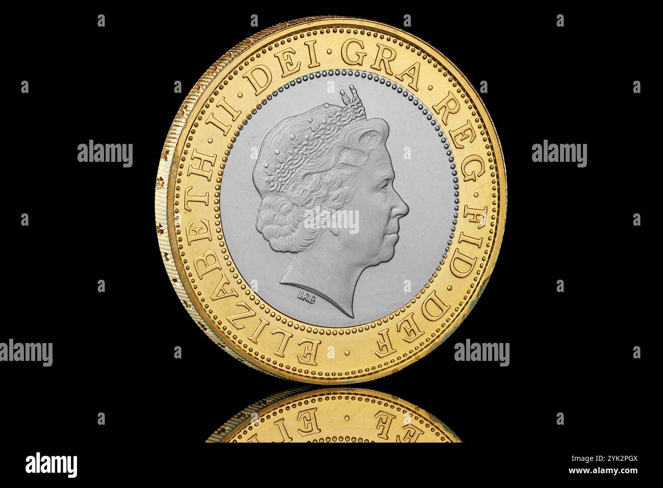 The 4th coin portrait of Queen Elizabeth II on a 2005 £2 coin ...