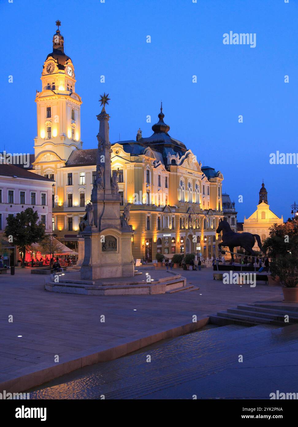 Pecs hungary restaurant hi-res stock photography and images - Alamy