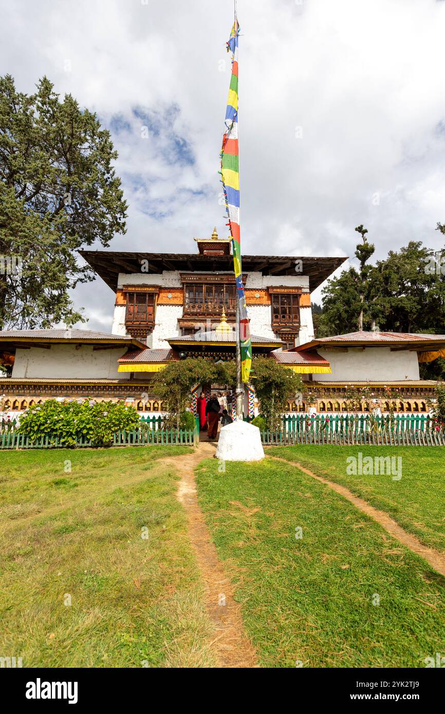 Traditional Bhutanese architecture at Tashigang Gonpa temple Stock ...