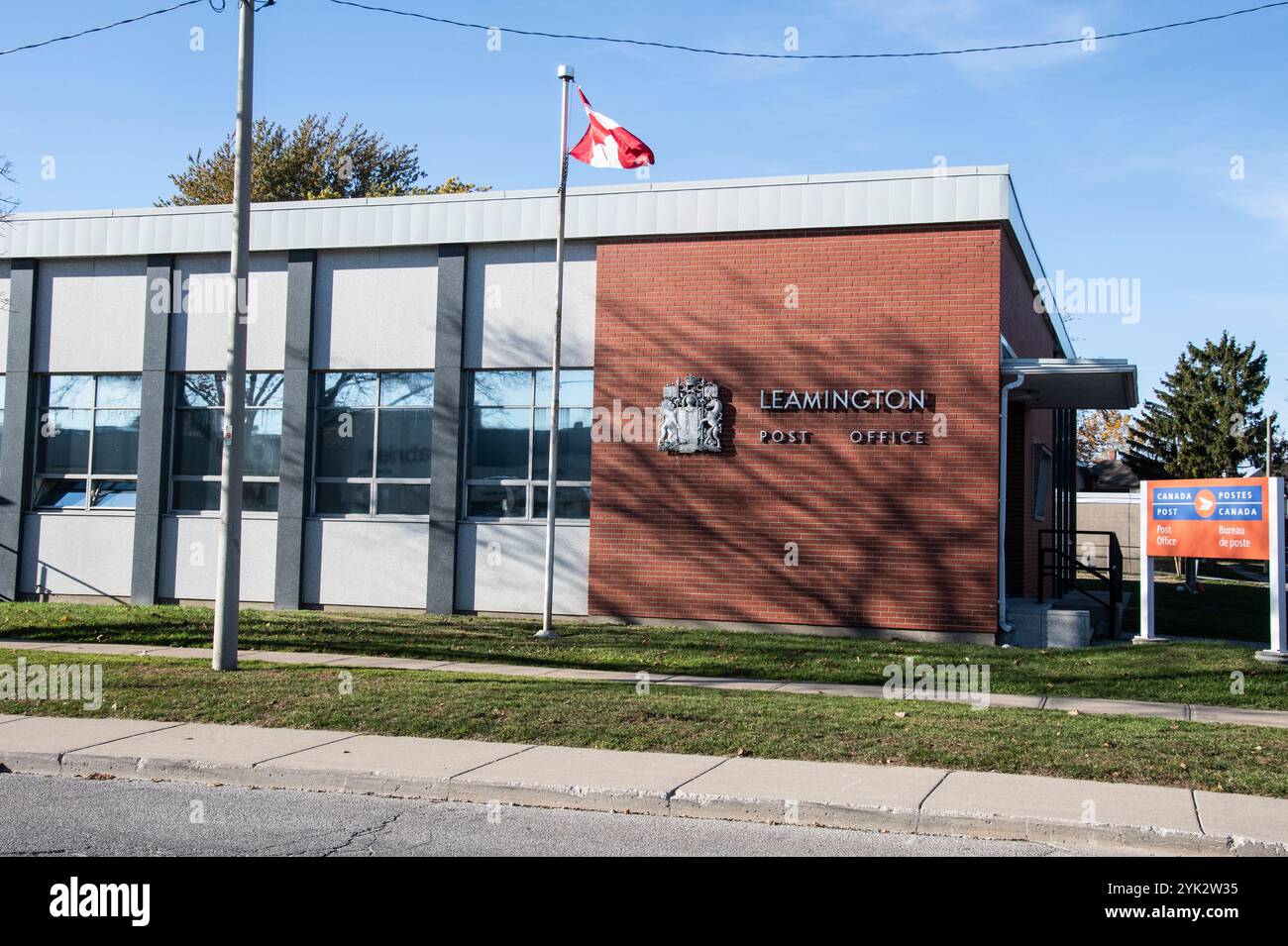 American flag at post office hi-res stock photography and images - Alamy