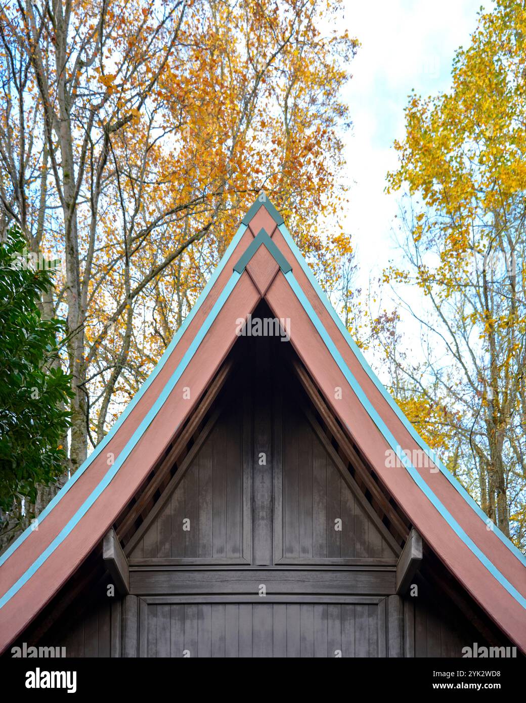 Building exterior at Woodland Park Zoo Stock Photo - Alamy