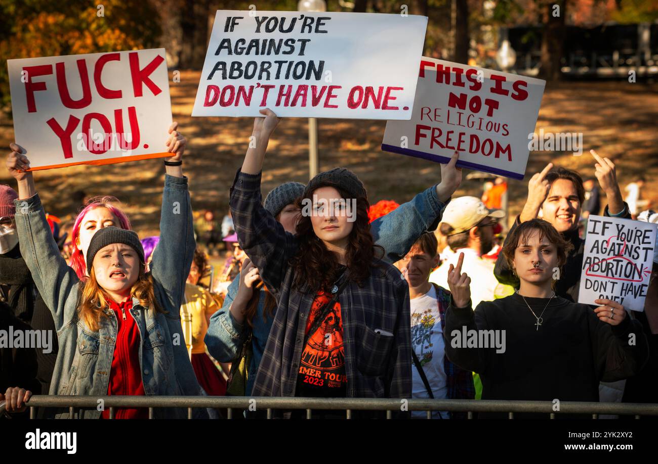 Pro, Anti-Abortion. Boston, Massachusetts, USA. 16 Nov. 2024. Abortion ...