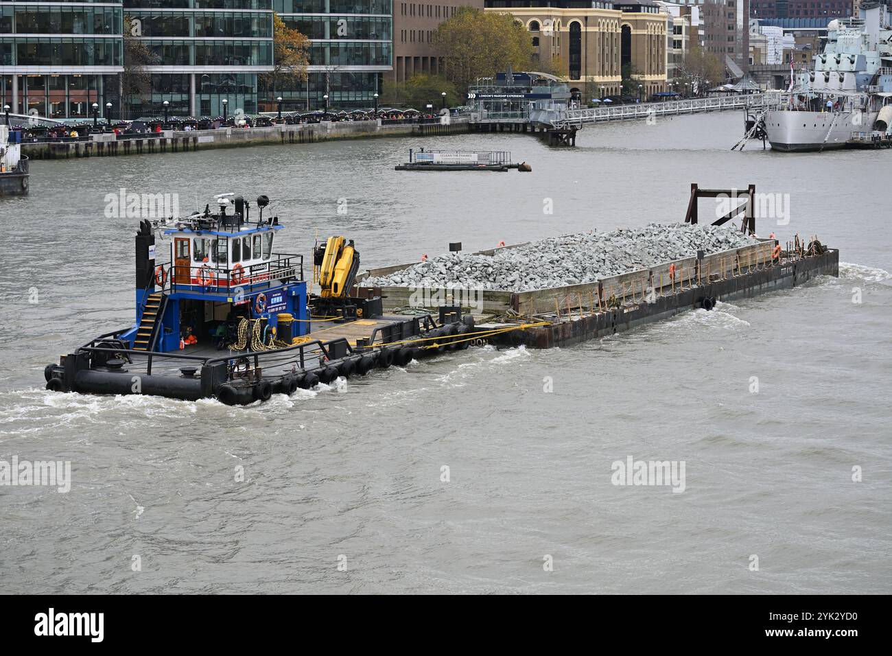 Hauling rocks hi-res stock photography and images - Alamy