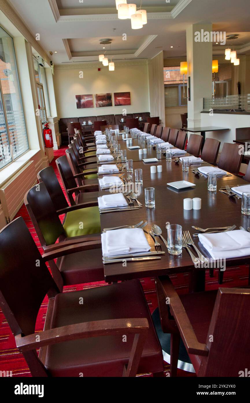 Marriot hotel huntingdon hi-res stock photography and images - Alamy