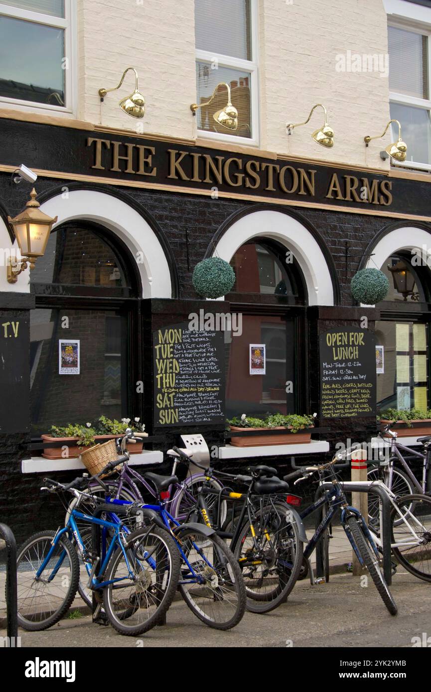 The kingston arms cambridge hi-res stock photography and images - Alamy