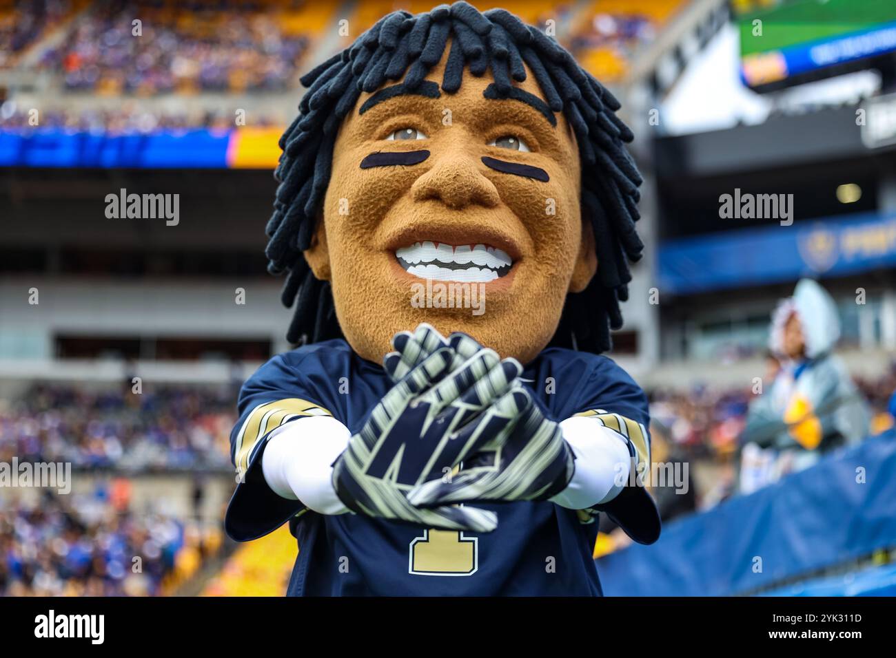 Pittsburgh, Pennsylvania, USA. 16th Nov, 2024. Pitt Panthers Larry ...