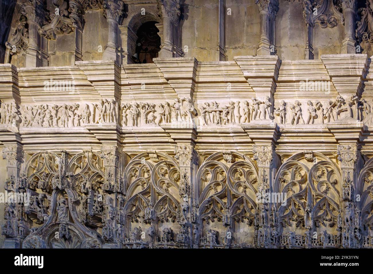 Frise bas relief hi-res stock photography and images - Alamy