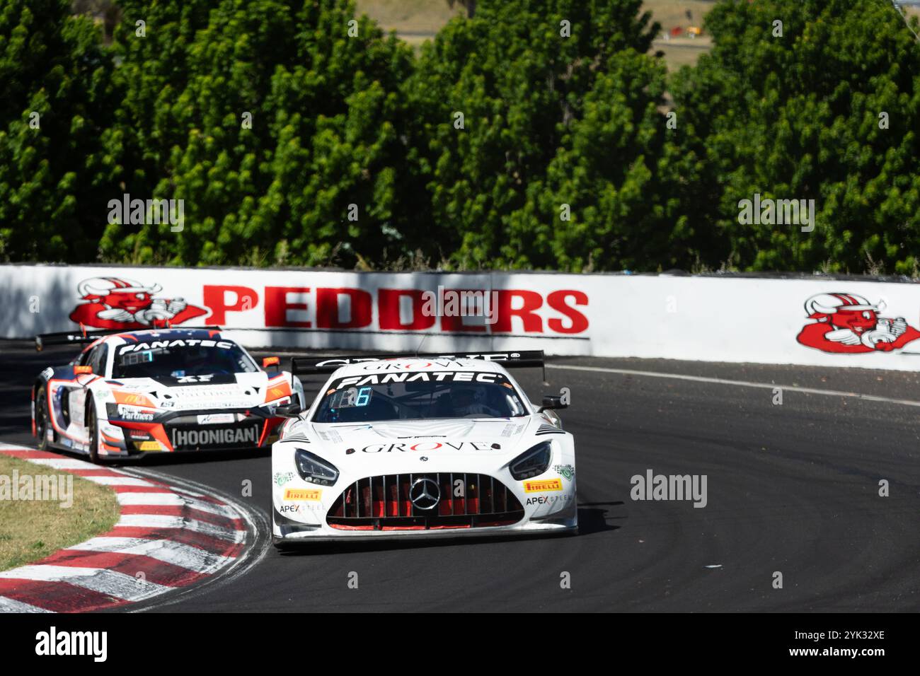 Grove racing mercedes amg gt3 hi-res stock photography and images - Alamy