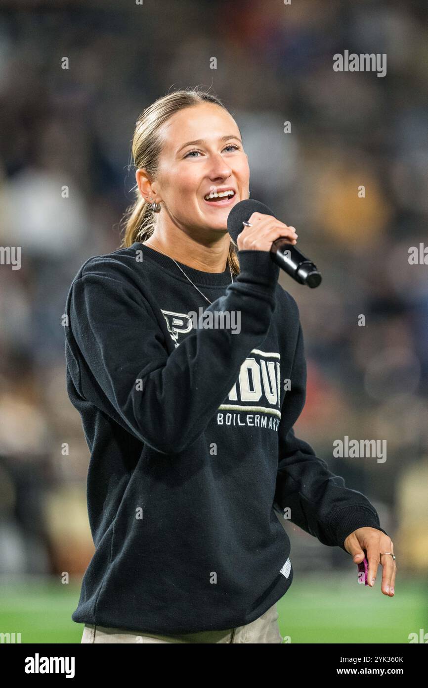 November 16, 2024, West Lafayette, Indiana, USA: Purdue diver DARYN ...