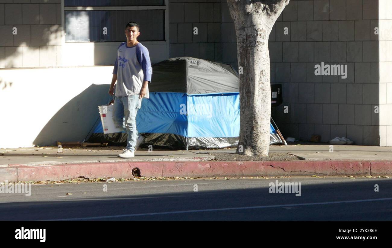 Los Angeles, California, USA 13th November 2024 Homeless Tent Camp on ...