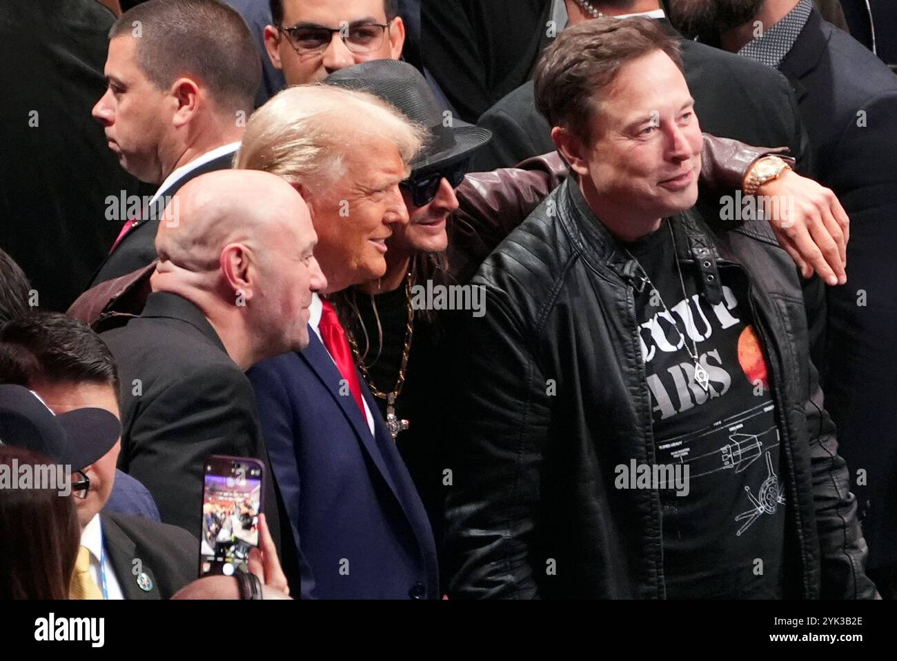 President-elect Donald Trump poses for a photo with Dana White, Kid ...
