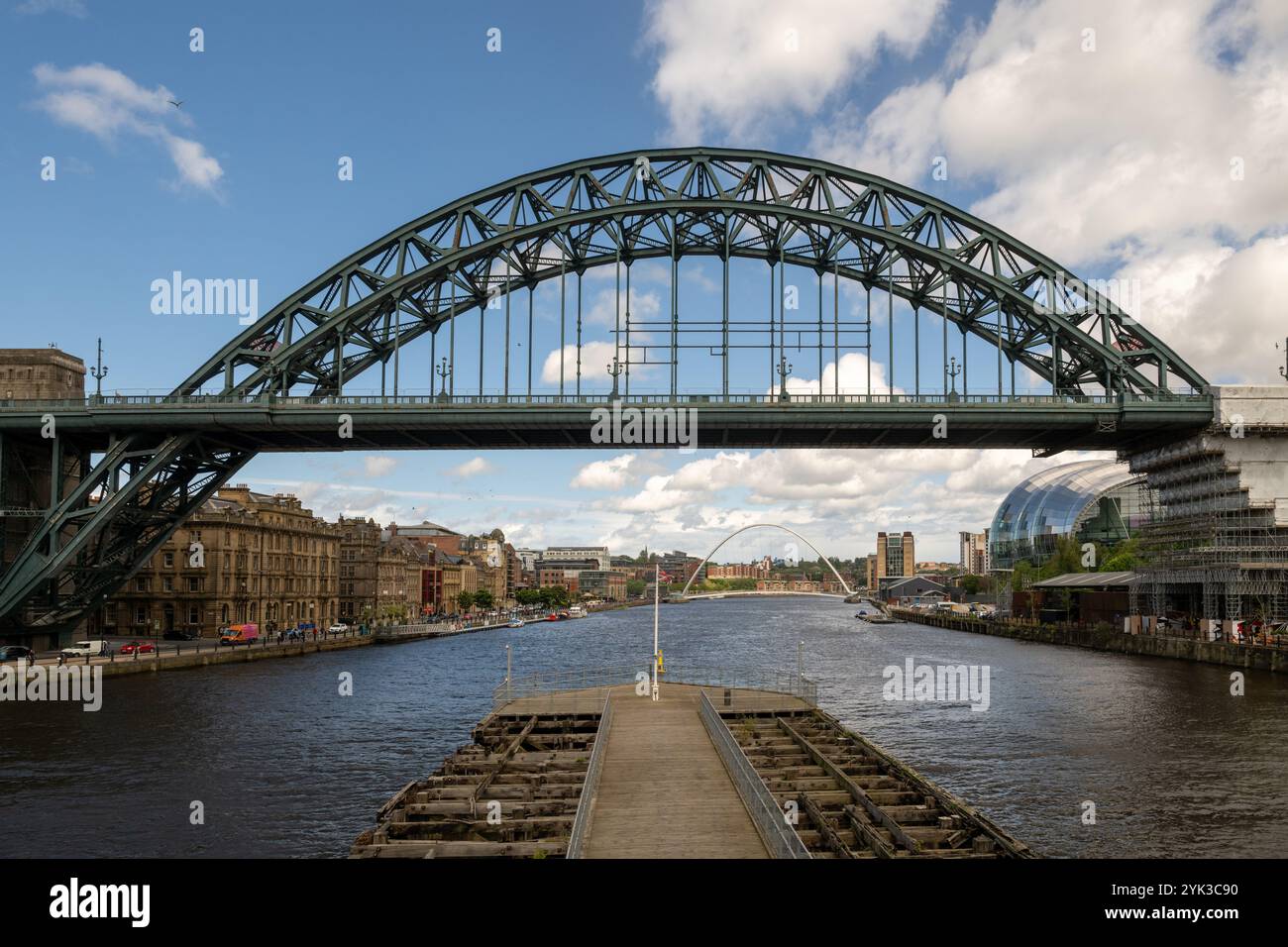 Tyne Bridge with Traditional Architecture, City of Newcastle upon Tyne ...
