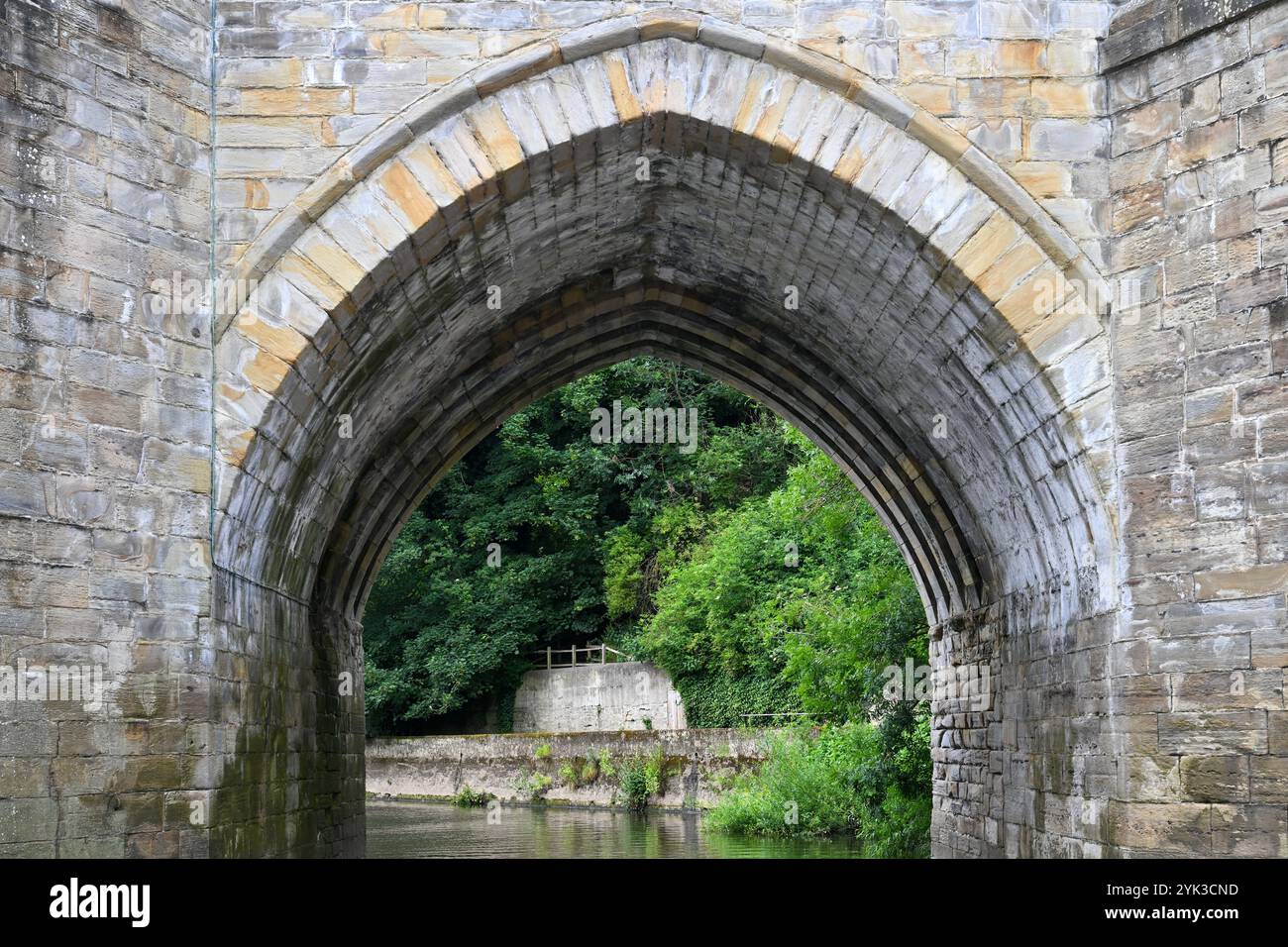 The Elvet Bridge in Durham, UK in summertime Stock Photo - Alamy