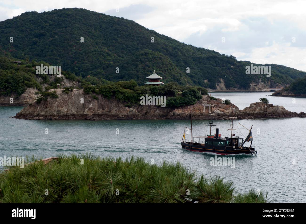 Seaside fishing village port town of Tomonoura in the Seto Naikai ...