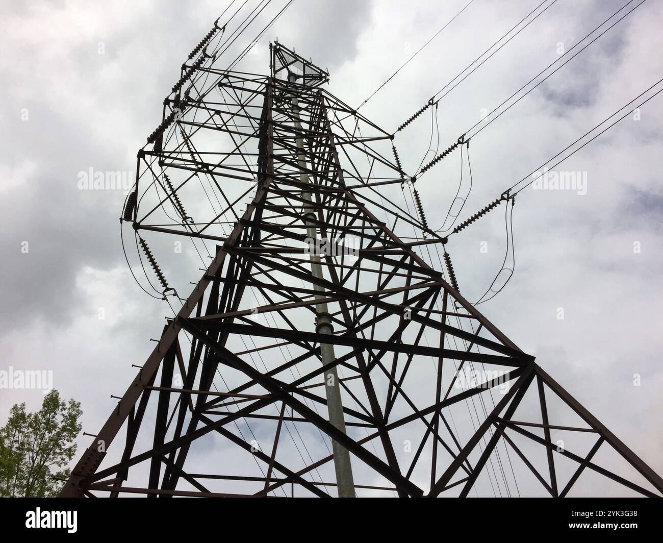 Electricity pole power lines hi-res stock photography and images - Alamy