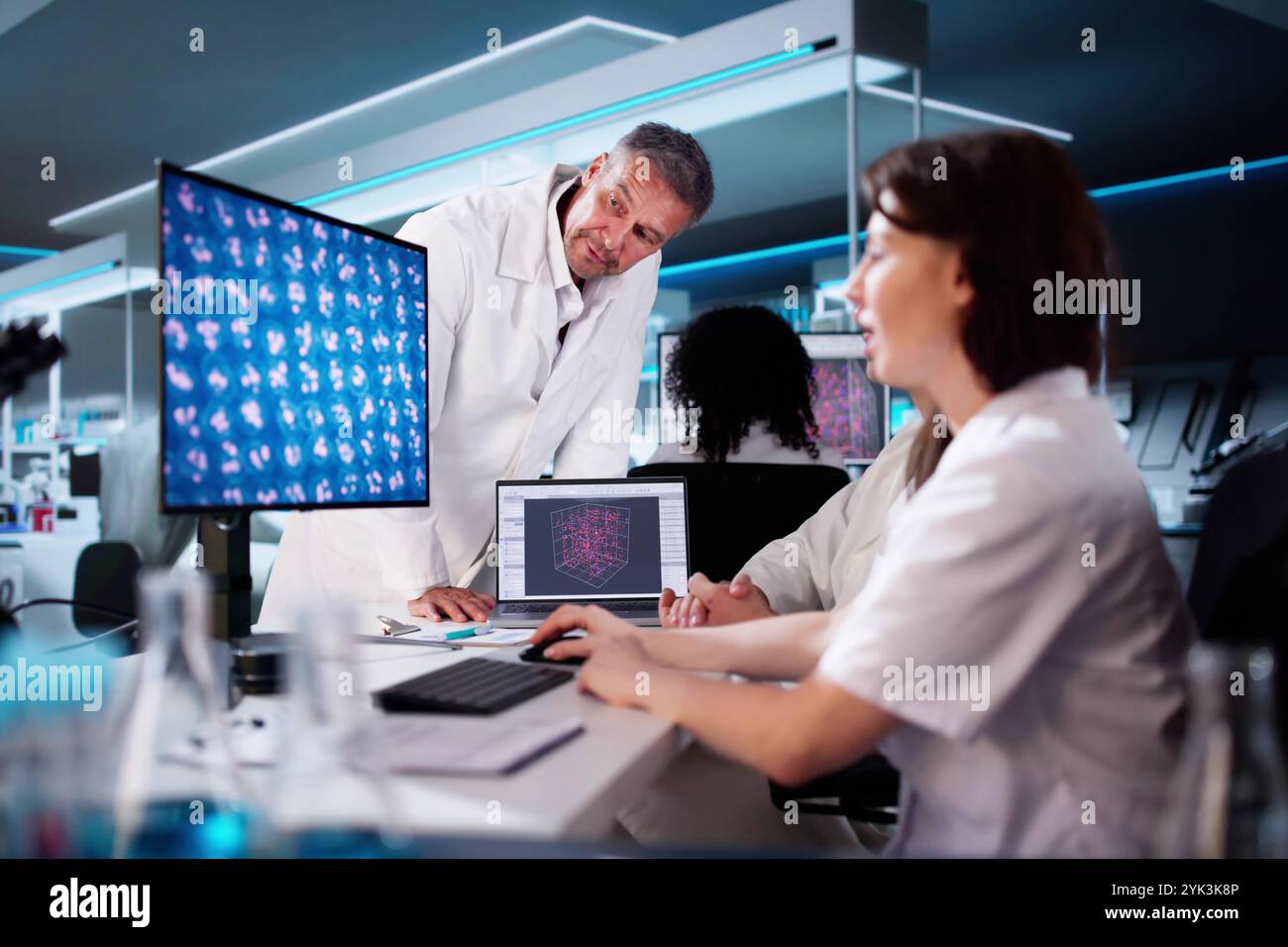 Portrait pharmaceutical factory worker hi-res stock photography and ...