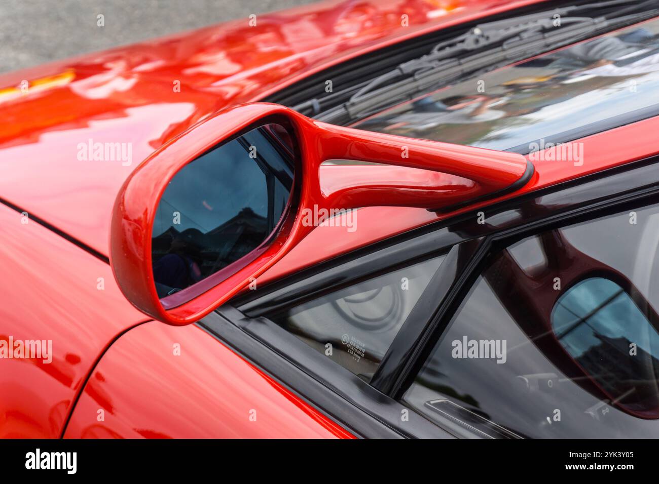 Ferrari testarossa monospecchio hi-res stock photography and images - Alamy