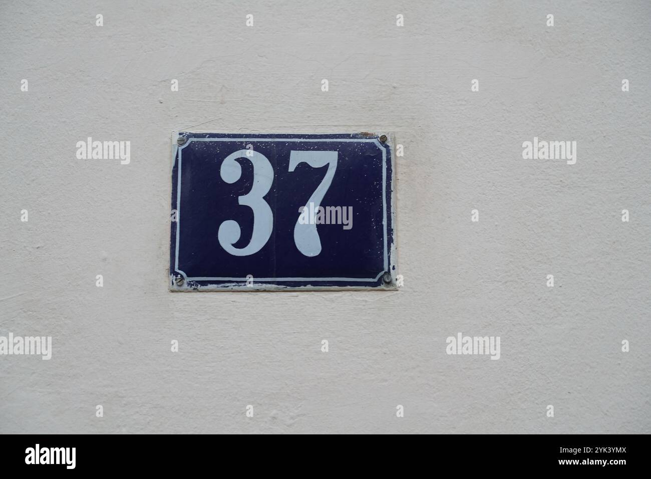 Vintage blue number plate hi-res stock photography and images - Alamy