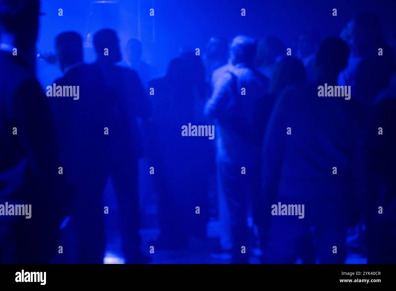 Night club atmosphere dj shadow hi-res stock photography and images - Alamy