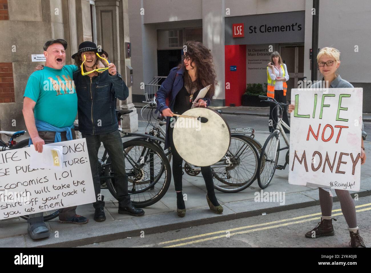London, UK. 7th June 2017. The performance by Life Not Money at the LSE ...